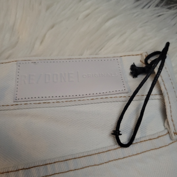 Re/Done | Shorts | Redone The 8s Long Short Raw Hem Bleach White Denim ...